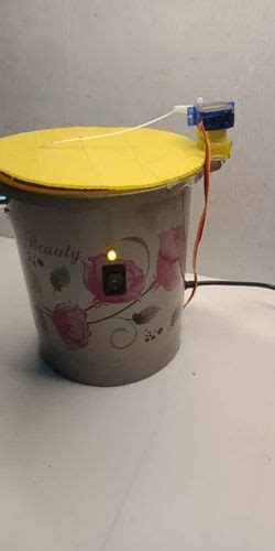 SMART DUSTBIN MECHANICAL ENGINEERING PROJECT At Project In Ahmedabad ID