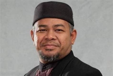 Menteri Mohd Khairuddin Menafikan Dia Ditahan Di Sjr Dan Berkahwin Dengan Mawar Abdul Karim