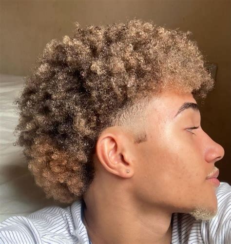 Pin By Caio Nepomuceno On Americano Black Hair Cuts Natural Hair Men Afro Hairstyles Men