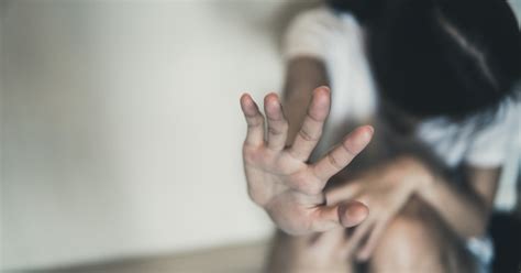 „მუქარა ფულის შემოთავაზება“ რას ამბობს დედა რომლის 8 წლის შვილის გაუპატიურების ბრალდებით