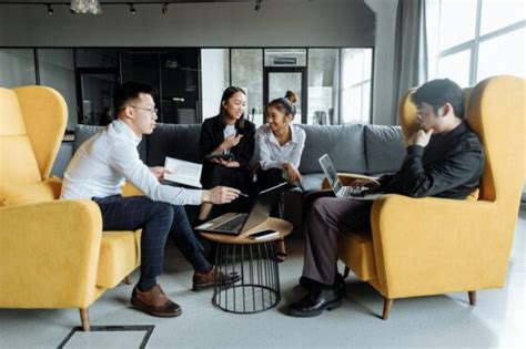 Tips To Hire React JS Developer For Your Startup Company