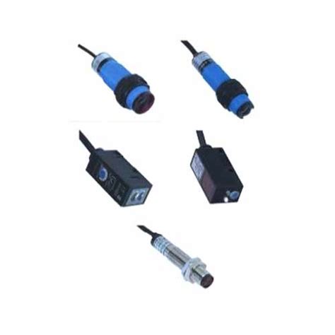 Photoelectric Switch Inductive Cylindrical At 650 Piece In Bengaluru