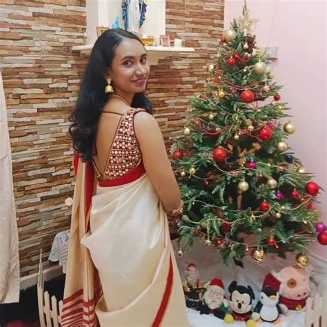 Laurasharwini Sivakumar Laurasharwini Sivakumar • Threads Say More