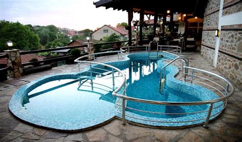 ХОТЕЛ МАНСТИР 4 Берово