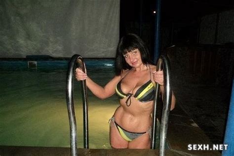 Привлекательные леди с большими дойками готовятся к ебле Pic