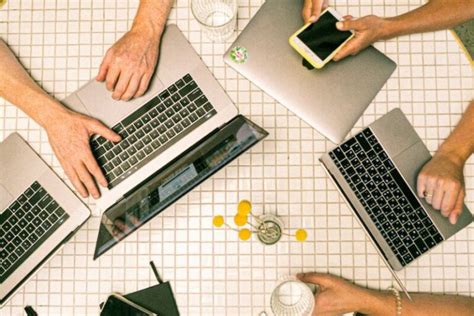 Ide Bisnis Untuk Mahasiswa Yang Mudah Dan Menguntungkan