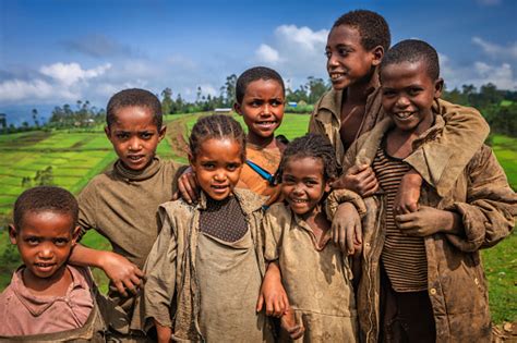 아프리카 어린이 그룹 동아프리카 에티오피아에 대한 스톡 사진 및 기타 이미지 에티오피아 사람들 빈곤 Istock