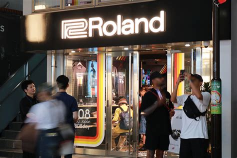 Roland Dg Collaborates On Roland Tr 808 Event With Creative Graphics