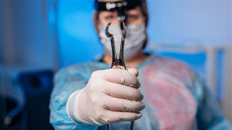 ¿Qué es la coloproctología? | Dr. Francisco Ríos