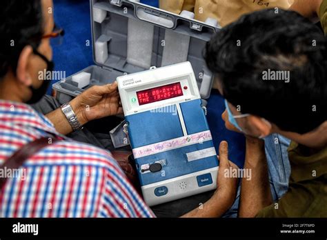 Evm Machine Hi Res Stock Photography And Images Alamy