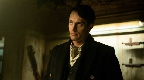 The Continental Review Just Watch John Wick Instead Mashable