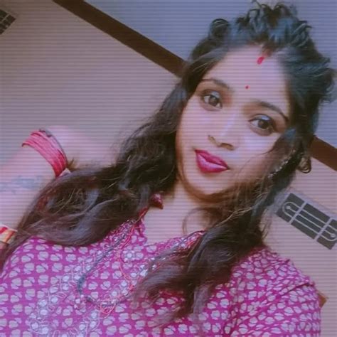 @_pooja___220 • Threads, Say more
