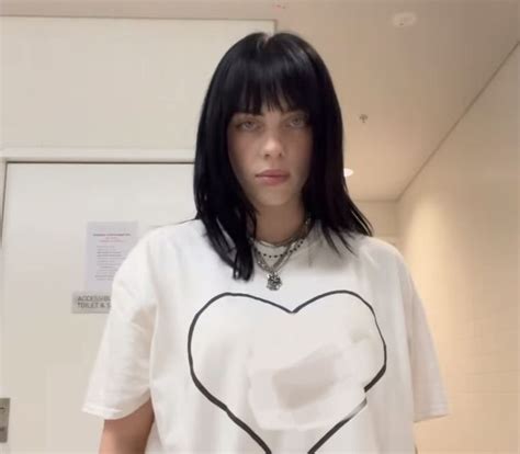 Pin By Duda Moura On Billie Billie Eilish Billie Women