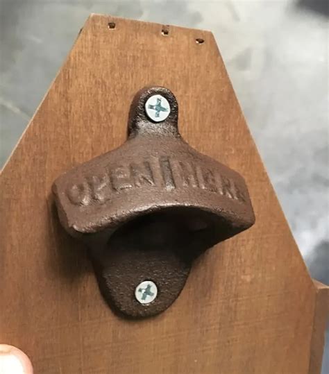 Craft Your Own Wooden Beer Caddy In Just Six Steps Diy Candy