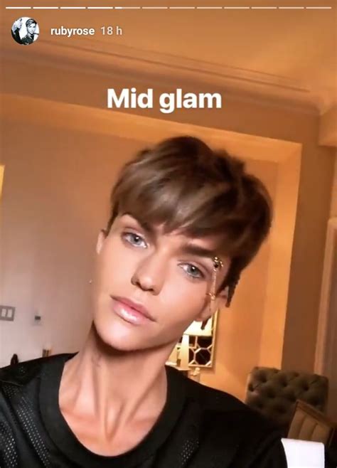 Pin Van Alexis Hoppe Op Roses Are Red