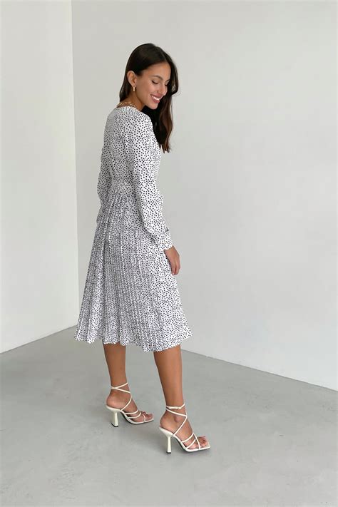 Сукня міді плісе в горох біла - THE LACE