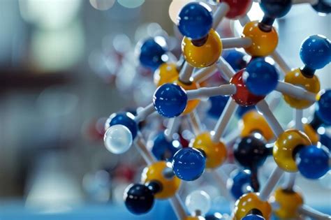 Unveiling Molecular Models To Understand Molecule Structure And