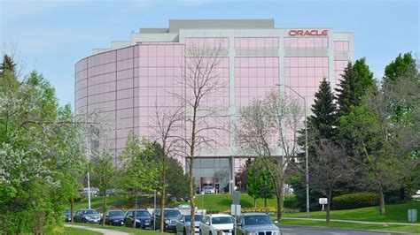 Oracle Seen Ending String Of Eps Declines Amid Huge Cloud Transition Stock News And Stock Market