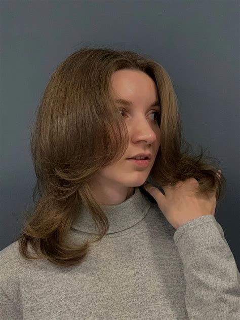 Каскадная стрижка Стрижка Стрижка каскад Средняя длина