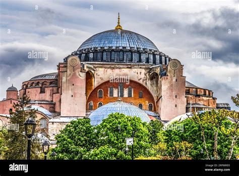 Hagia Sophia Mosque Istanbul Turkey Emperor Justinian Build Cathedral