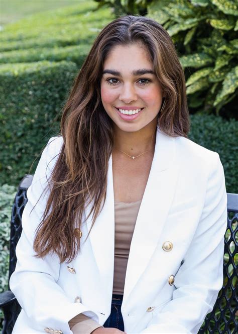 A College Experience You Wont Find Anywhere Else Why Golfer Vanessa