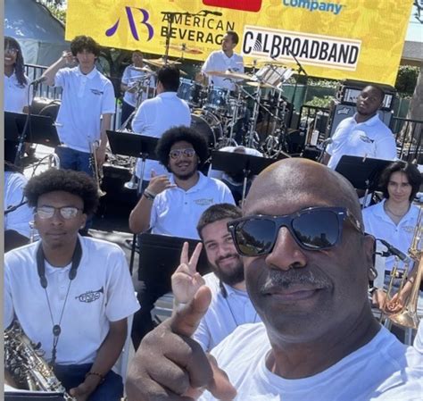 Fernando Pullum Transforms Lives Of L A Youth Through Arts And Music