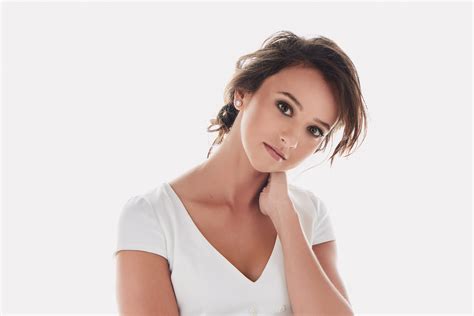 Britt Baron Hd Celebrities 4k Wallpapers Images Backgrounds Photos