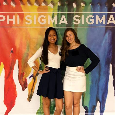 Phi Sig Sig R Girlsinskirts