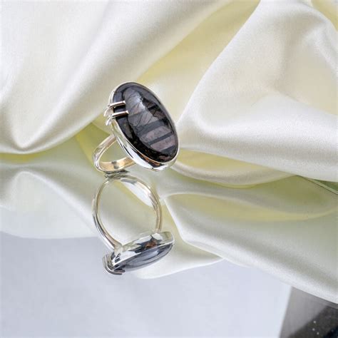 Hypersthene Benefits Metaphysical Properties Chakra And Zodiac