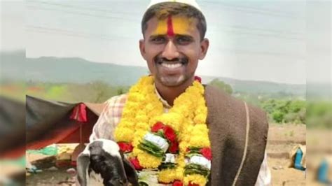 Upsc Success Story ਭੇਡਾਂ ਚਾਰਨ ਵਾਲੇ ਨੌਜਵਾਨ ਨੇ ਪਾਸ ਕੀਤੀ Upsc ਪੂਰੇ ਭਾਈਚਾਰੇ ਨੇ ਇੰਝ ਮਨਾਇਆ ਜਸ਼ਨ