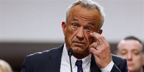 Rfk Jrs Stunning Claim About Black People And Vaccines Sparks Concern