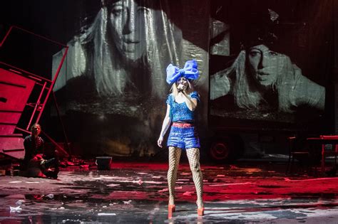 Mutter Courage Und Ihre Kinder Stadttheater Klagenfurt