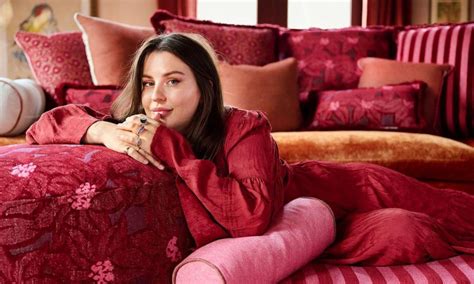 Dit Is De Geweldige Woonboerderij Van Romy Boomsma