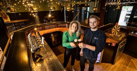 ‘deurwissel In Ootmarsum Emma Schutte 24 Draagt Stokje Over ‘op