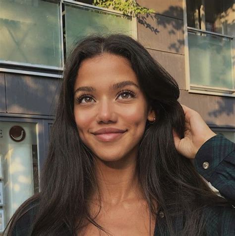 Pin By Tbhchaewon On Closet Tan Skin Blonde Hair Brown Skin Girls Brown Hair Brown Eyes