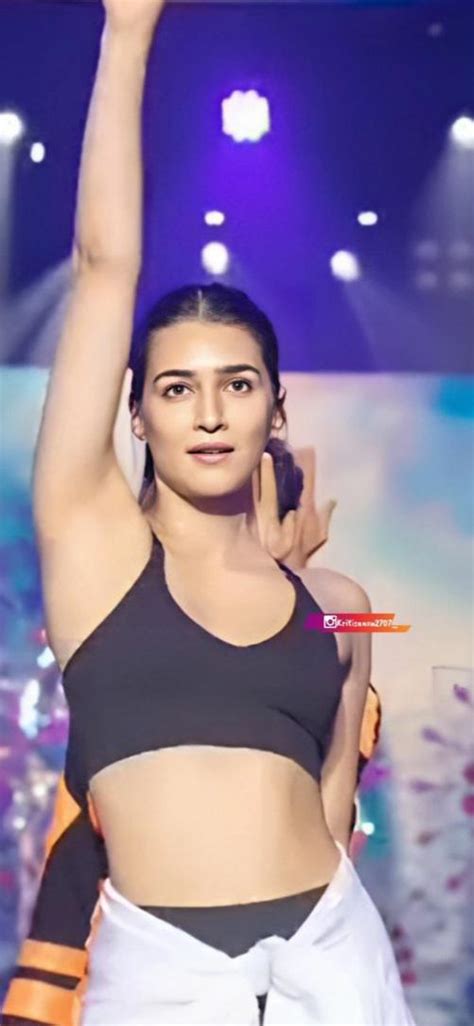 Kriti sanon : r/armpitfantasy
