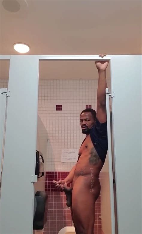Huge Hung Video 4
