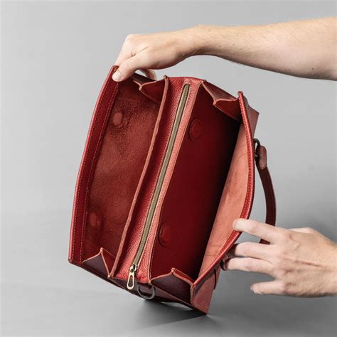 The Ellie Fine Leather Structured Womens Handbag And Crossbody Purse