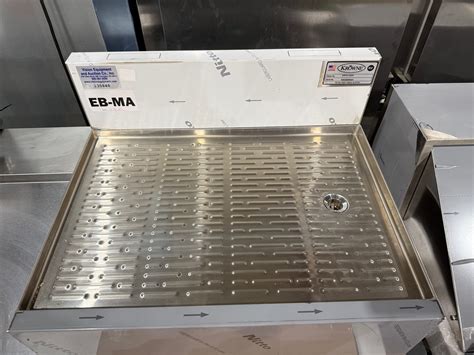 Krowne Kr19 Gs24 24 Underbar Drainboard Free Standing With Embossed