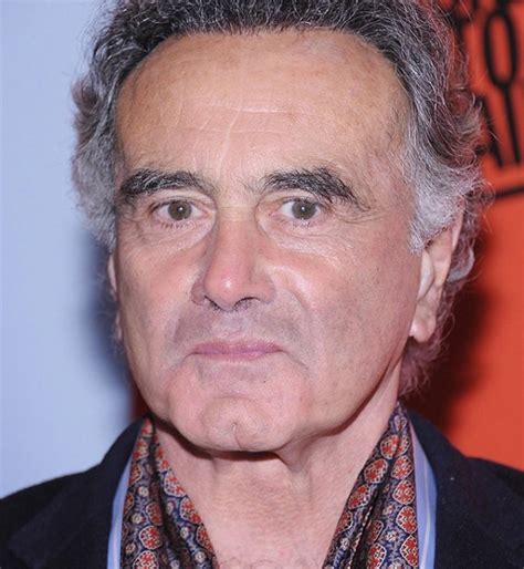 Dan Hedaya 2 Barrio