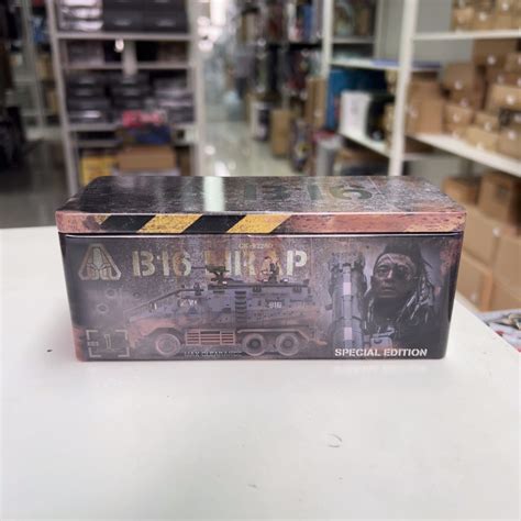 [放得高搵鬍鬚] 不二不議 微影 Tiny Ck 92260 明日戰記裝甲車 B16 Mrap Special Edition 泥濘版 興趣及遊戲 玩具 And 遊戲類 Carousell