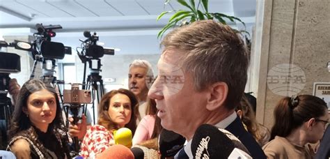 Важно е комисията за контрол над службите за сигурност да бъде оглавена от опозицията заяви