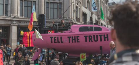 Rule 8 Tell The Truth Or At Least Dont Lie Shortform Books