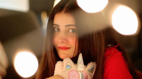 Shaylee Krishen An Indian Actress And Model Who Was Born In A Refugee Camp