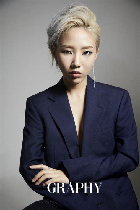 도시적인 빈티지 헤어스타일링 그라피