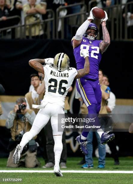 Kyle Rudolph Vikings Photos And Premium High Res Pictures Getty Images