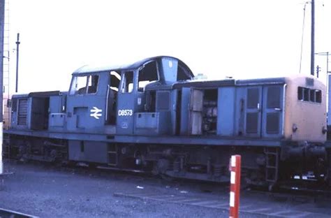 Original Colour Slide Of D8573 Br Class 17 Clayton Diesel Loco £4 99 Picclick Uk