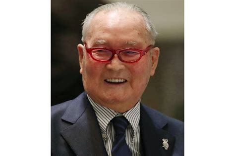 【写真】《長嶋茂雄さんが89歳で逝去》20年に及んだ壮絶リハビリ生活、亡き妻との出会いの場で聖火ランナーを務め「最高の人生」に｜newsポスト