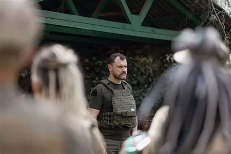 Міністр внутрішніх справ відвідав бійців бригад Гвардії Наступу які несуть службу на східному