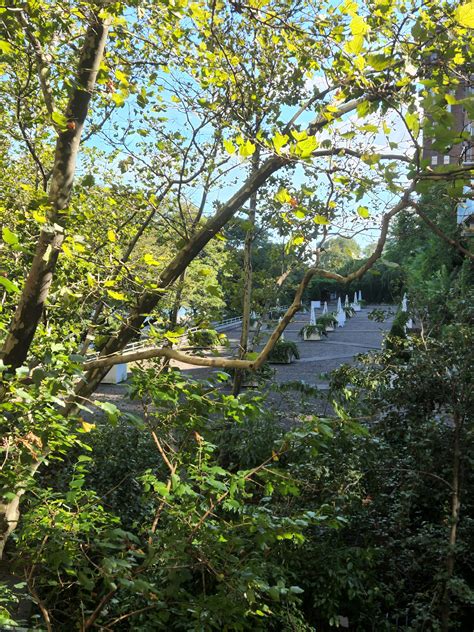 One Of The Most Mysterious Structures In Manhattan To Me Rnycpics